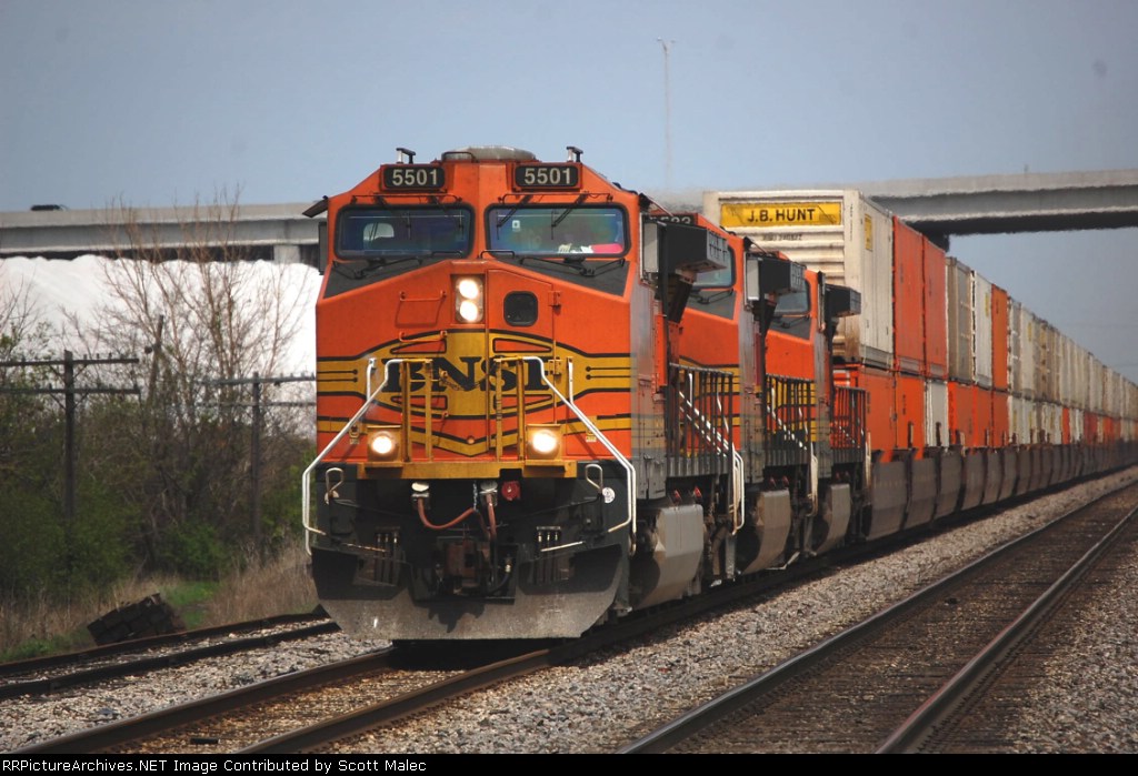 BNSF 5501